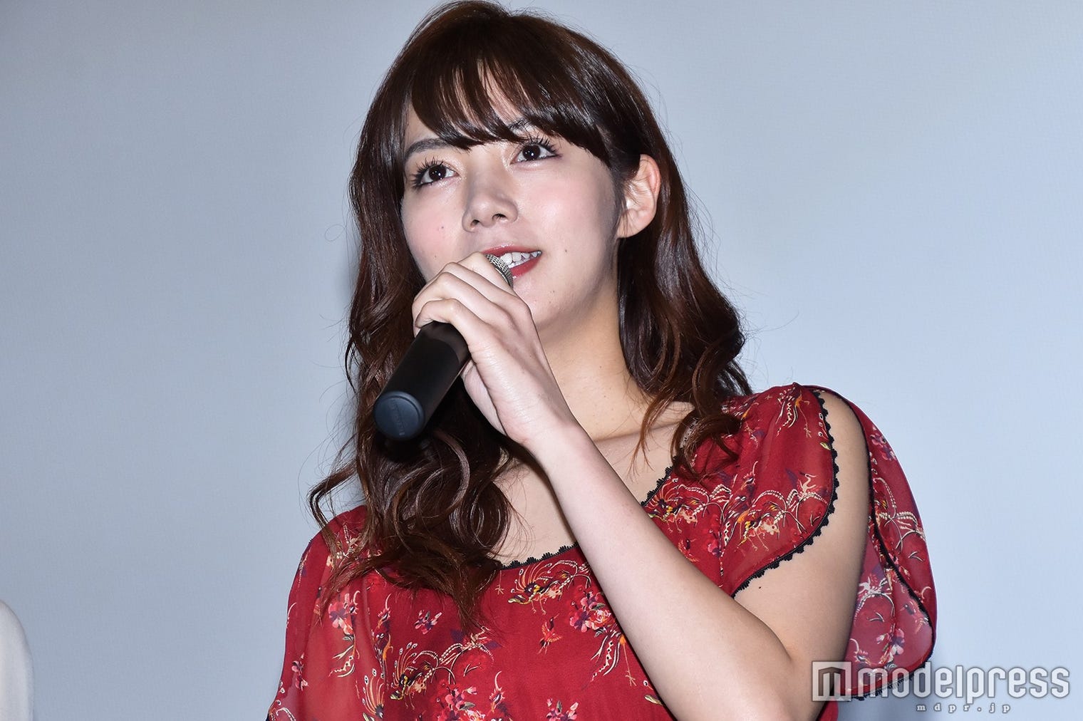 画像2 13 池田エライザ、舞台挨拶でハプニング キュートな対応見せる<一礼して、キス> モデルプレス