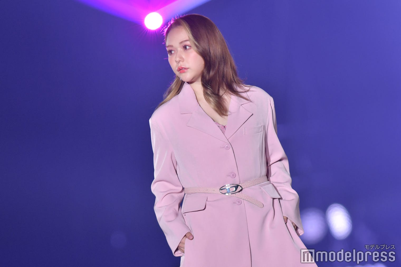 画像7 24 村重杏奈、美谷間チラリ胸開きコーデ公開「久しぶりに服を着て行った」 モデルプレス