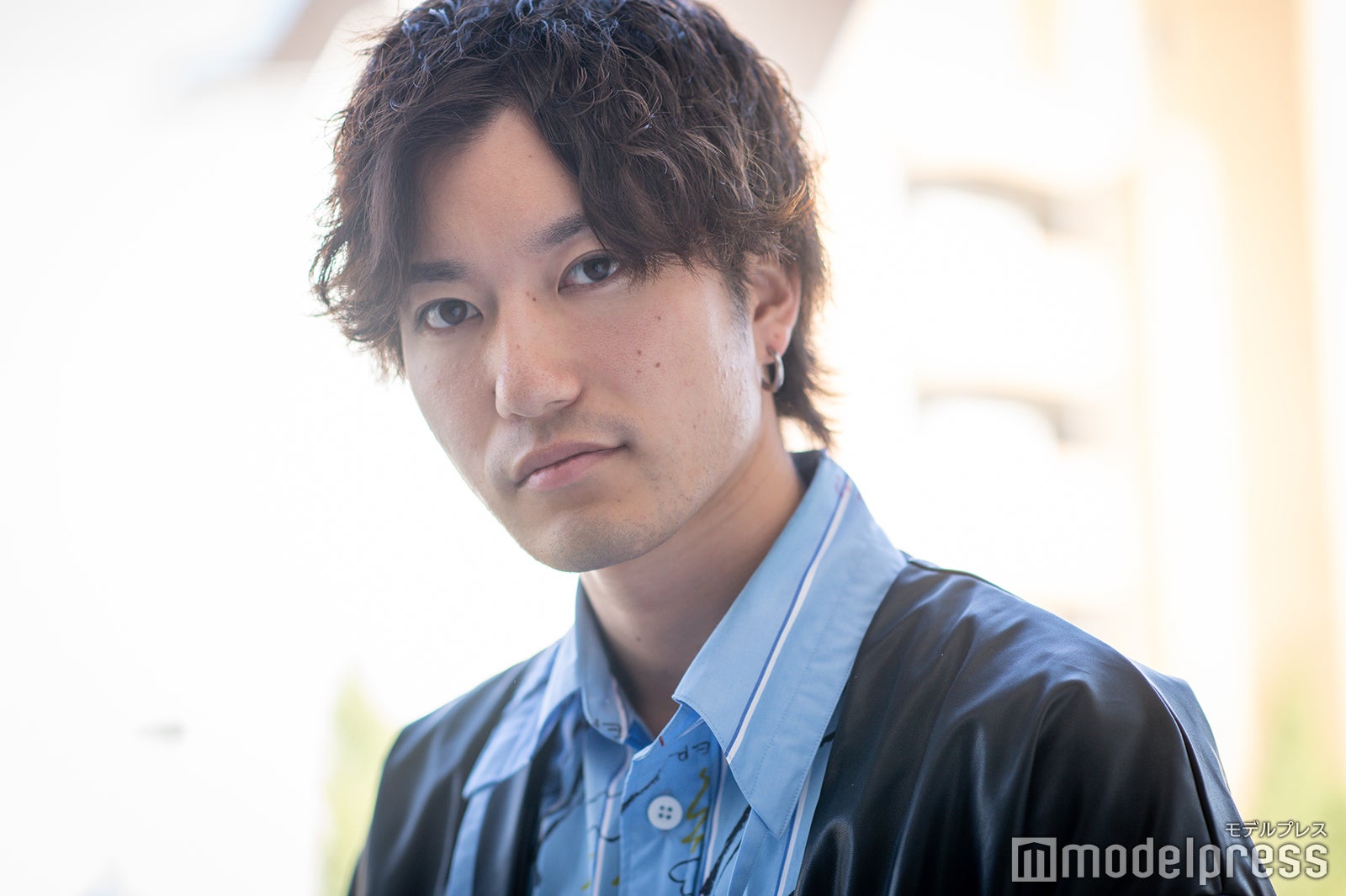 (画像1/9) 4人組YouTuberえびじゃ（EvisJap）フジ、結婚＆妻の妊娠発表「7年間お付き合い」キス寸前ウエディングフォトも公開 - モデルプレス