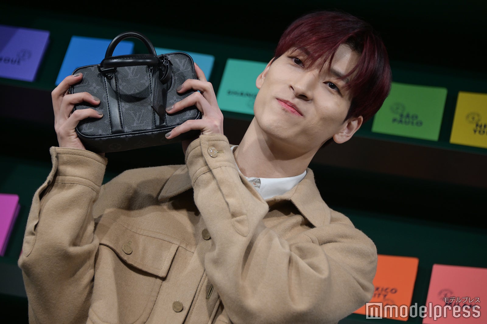 (画像4/59) JO1金城碧海、シルバーネイルが美しい フォトコールでターン＆ステップ披露＜ルイ・ヴィトンSS24メンズ・ポップアップストア＞ - モデルプレス