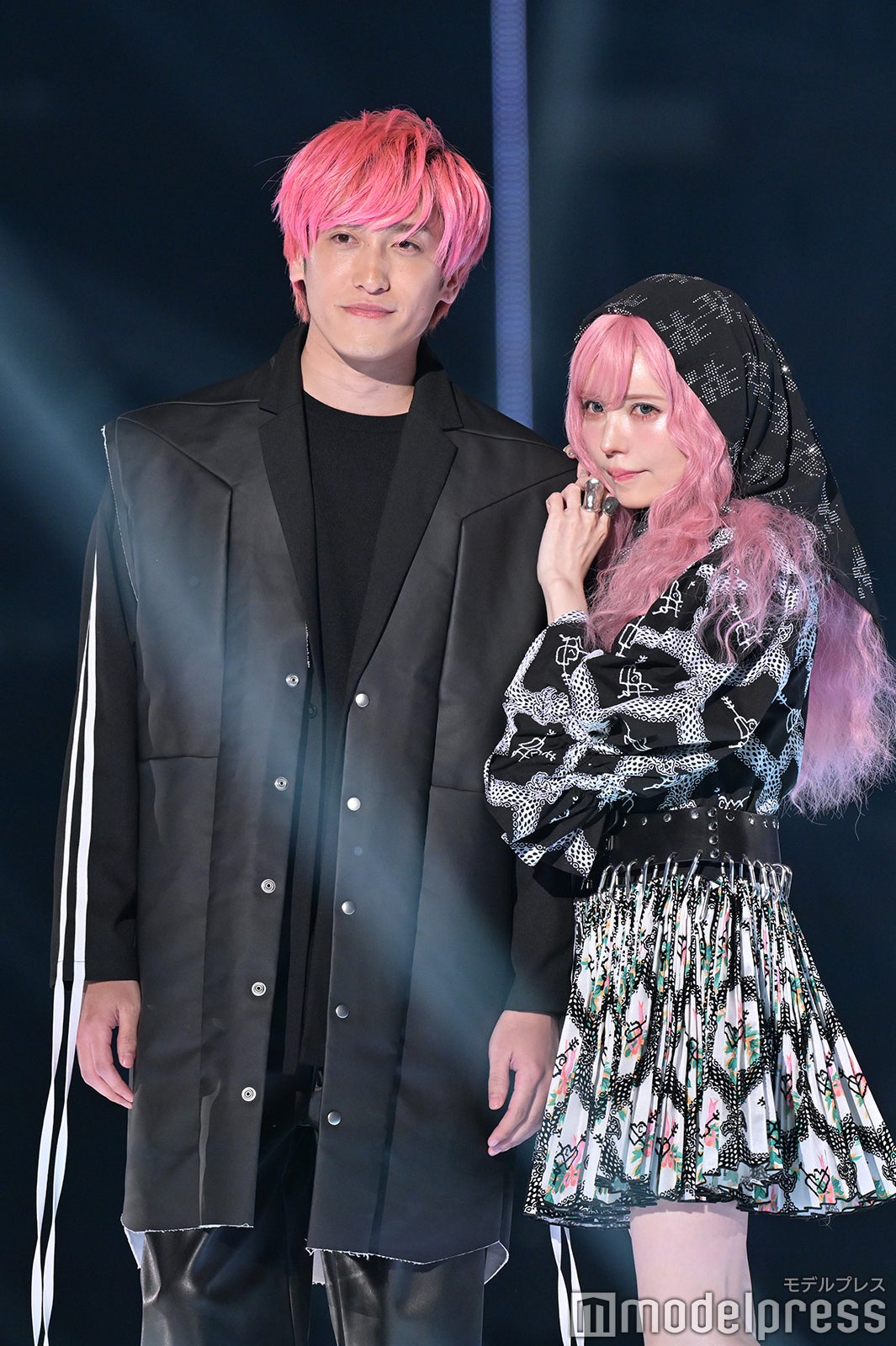 (画像9/11) 益若つばさ、“ピンク髪”で8年ぶり「TGC」EXIT兼近大樹は「ずっとラウールさんの真似してて…」裏側告白 ＜TGC2023A／W＞ - モデルプレス