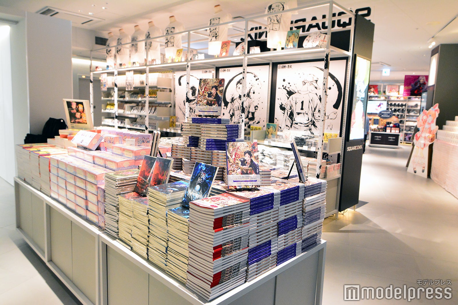 (画像45/53) “新生”「SHIBUYA TSUTAYA」アニメやアーティストなどIPコラボ注力し再出発 スタバやシェアラウンジも - モデルプレス