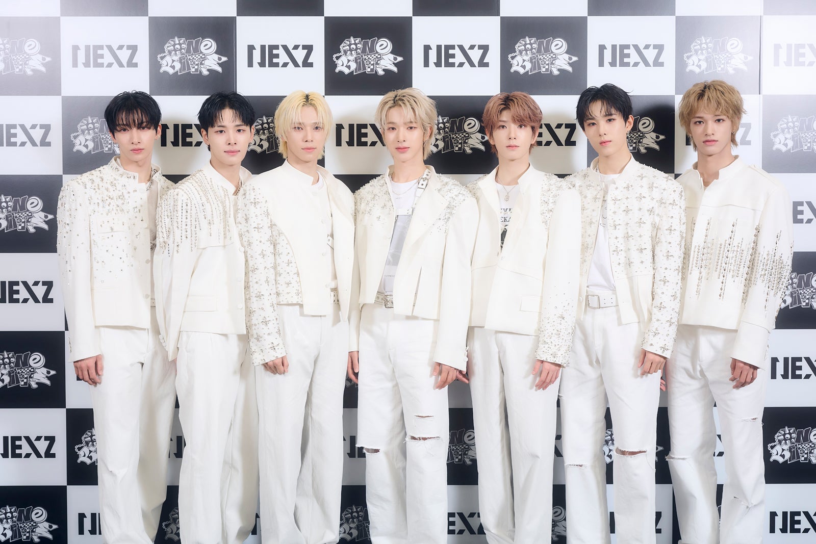 (画像13/33) NEXZ、初の全国ツアーで号泣 日本武道館2日間で1万8千人動員【One Bite】 - モデルプレス