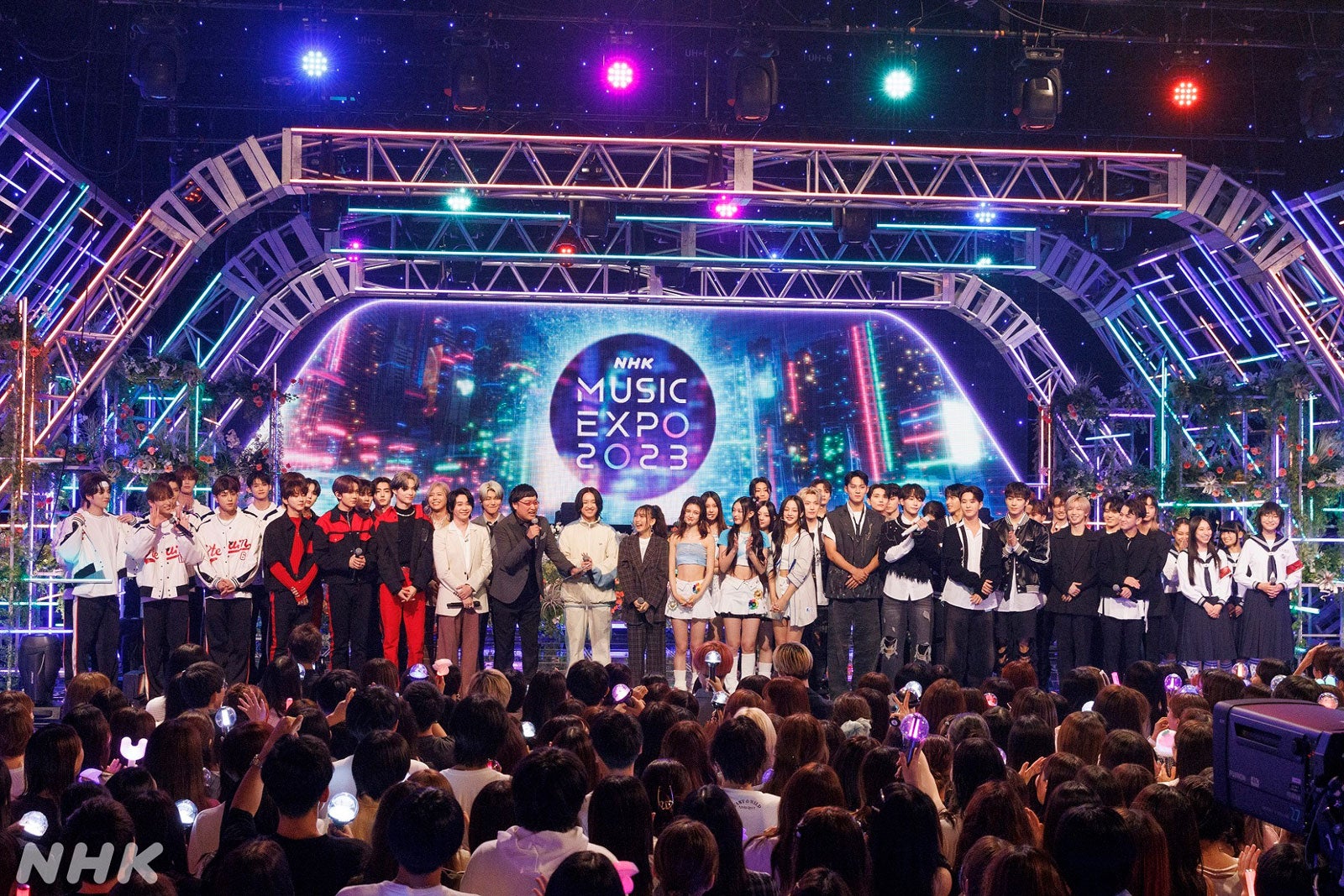 ENHYPEN、“特別な関係”&TEAMのパフォーマンス絶賛 SUNOOが魅力語る＜NHK MUSIC EXPO 2023＞ - モデルプレス