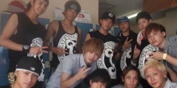 佐野玲於、GENERATIONS＆Da-iCEのデビュー前集合ショット公開「めっちゃお宝写真」「最高にエモい」の声 - モデルプレス