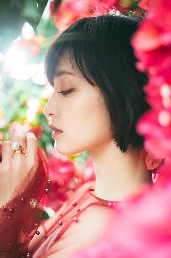 剛力彩芽、ウエディングドレス姿披露 現在の結婚観・理想の 剛力彩芽、ウエディングドレス姿披露 現在の結婚観・理想の