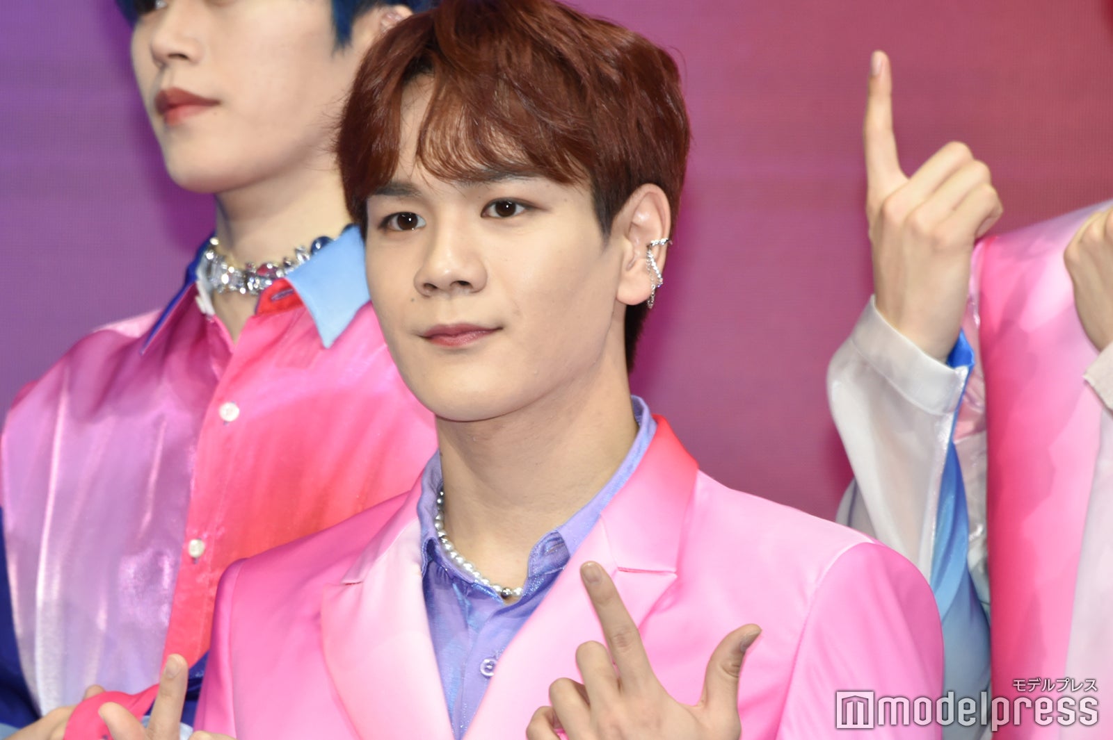 (画像10/46) JO1豆原一成、BTSジョングク展示会へ “2ショット”公開に「黄金マンネと最強マンネ」「推しが推しを推してる」の声 - モデルプレス