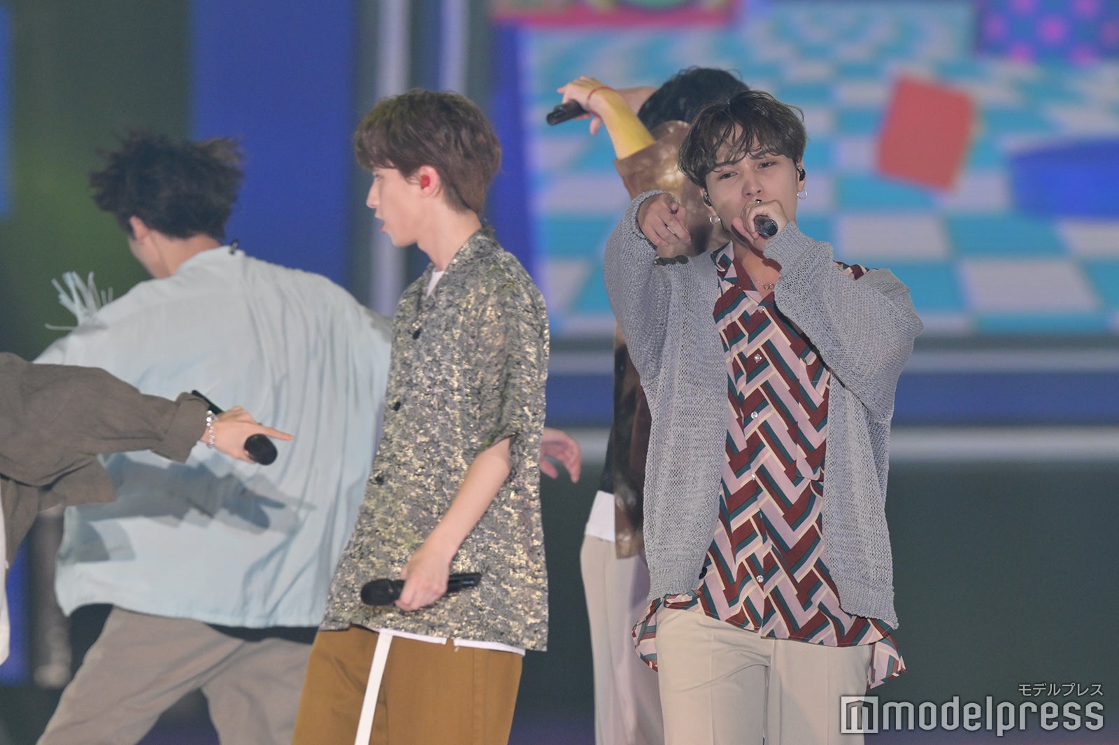 (画像300/306) 【「GirlsAward 2022 A／W」写真特集 Vol.1】kemio・齋藤飛鳥ら豪華集結 乃木坂46・櫻坂46・JO1・THE RAMPAGE・「君の花になる ...