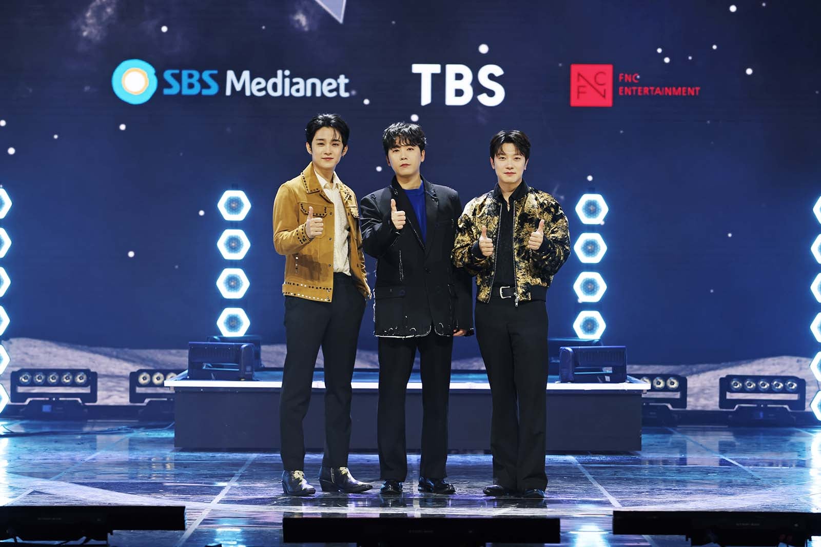 (画像6/17) SF9ロウン＆HKT48矢吹奈子MC「THE IDOL BAND」前代未聞のオーディションシステムとは 参加者のポテンシャルに期待高まる - モデルプレス