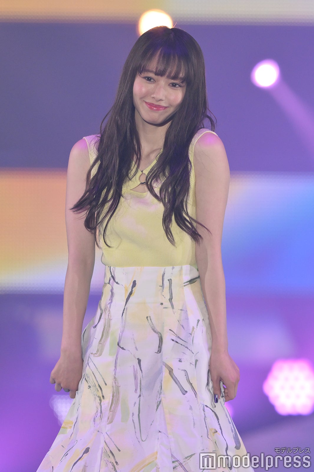 画像35 106 山本舞香、ショートtから美腹筋輝く「引き締まっててかっこいい」「憧れのスタイル」と絶賛の声 モデルプレス
