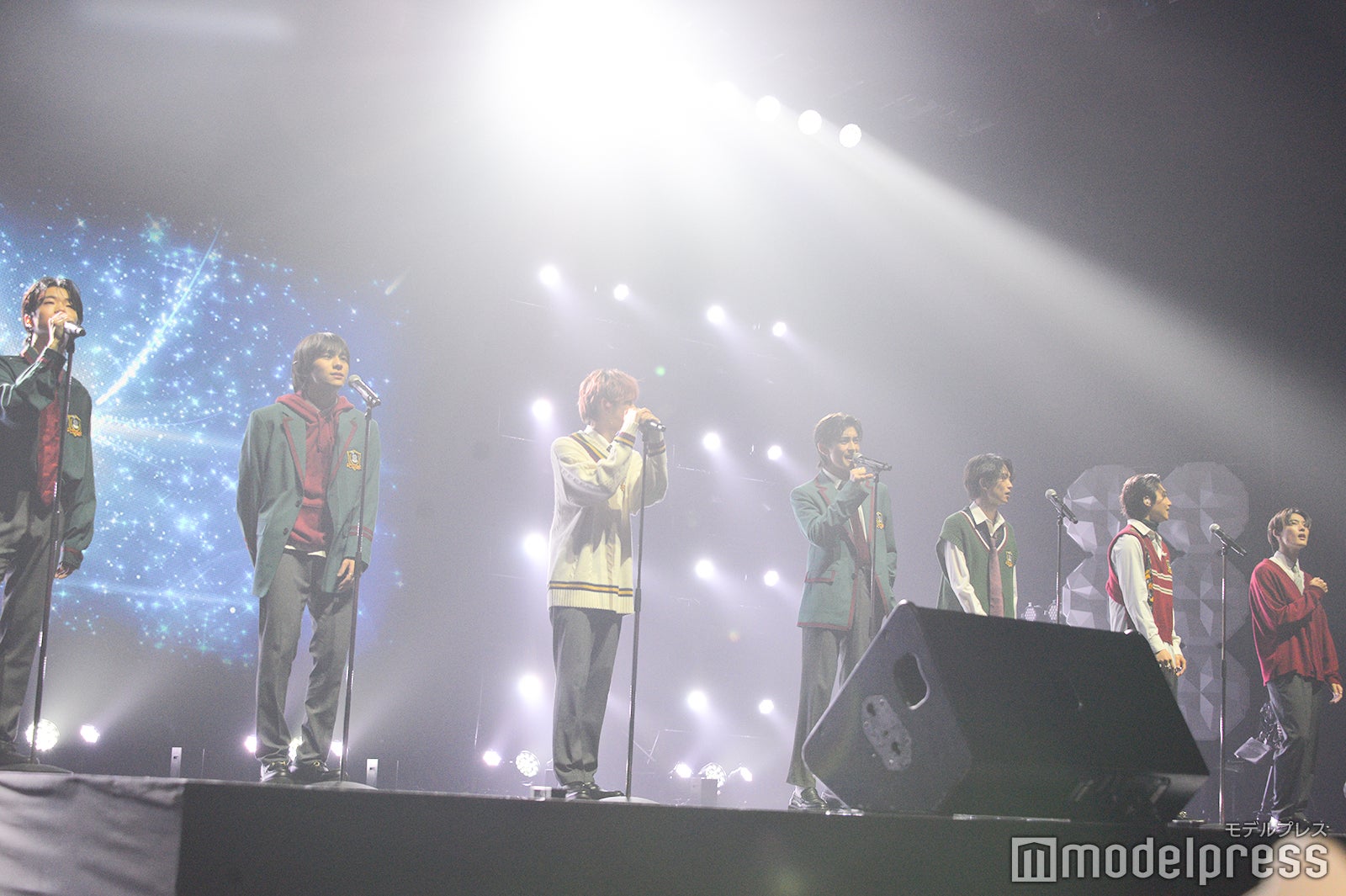 (画像55/69) 本田翼「君の花になる」8LOOMメンバーへの愛語る オフショットも公開 - モデルプレス