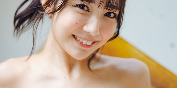 #2i2天羽希、豊満バスト＆上目遣いにドキッ - モデルプレス