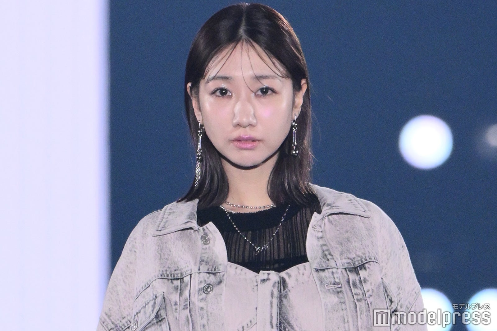 (画像4/91) 柏木由紀、大胆スリットから美脚スラリ デニムセットアップ姿披露【関コレ2025S/S】 - モデルプレス