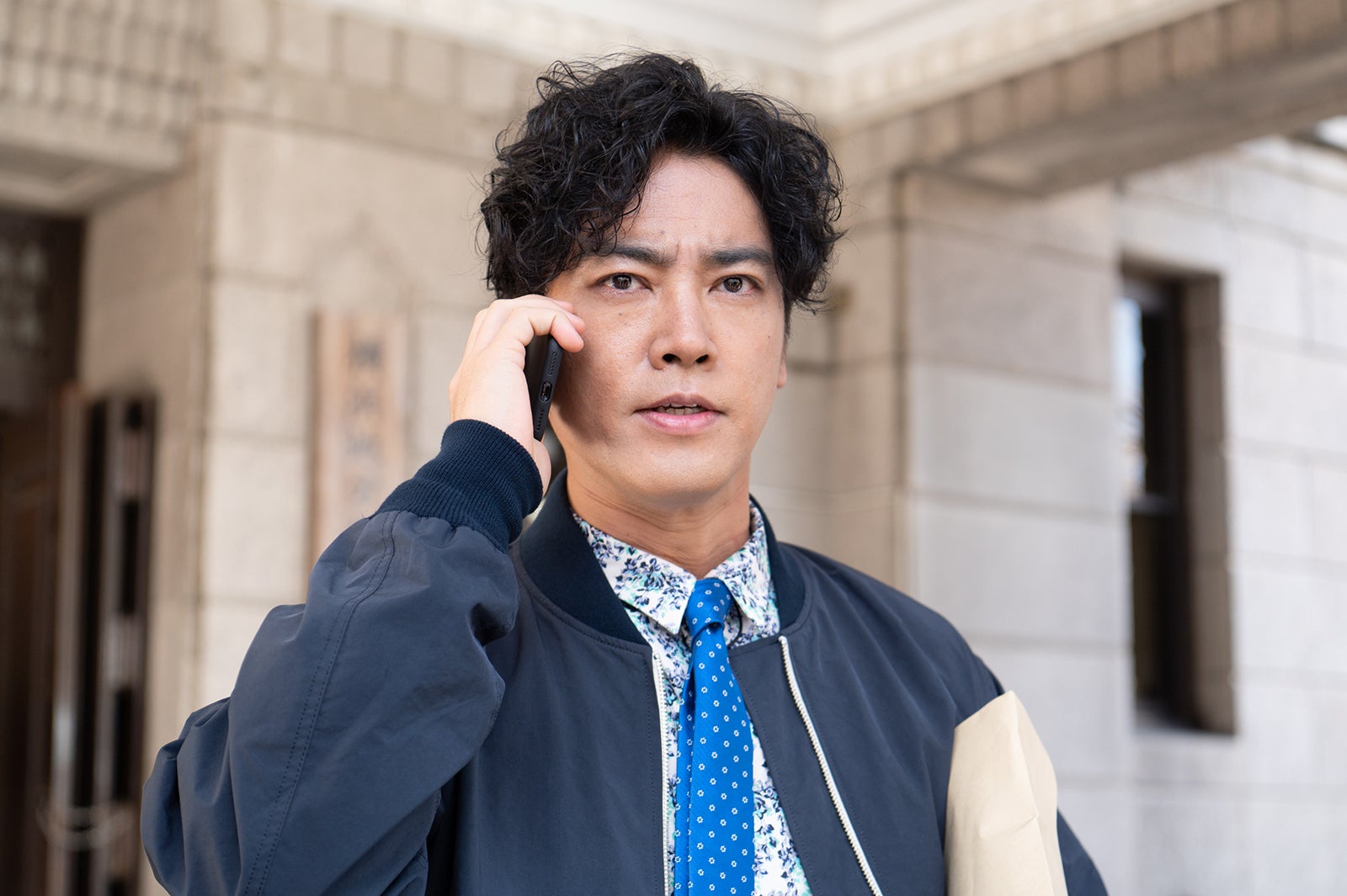 画像1 31 <ケイジとケンジ、時々ハンジ。第1話>桐谷健太、事件解決に奮闘 大橋和也ら豪華ゲストも登場 モデルプレス