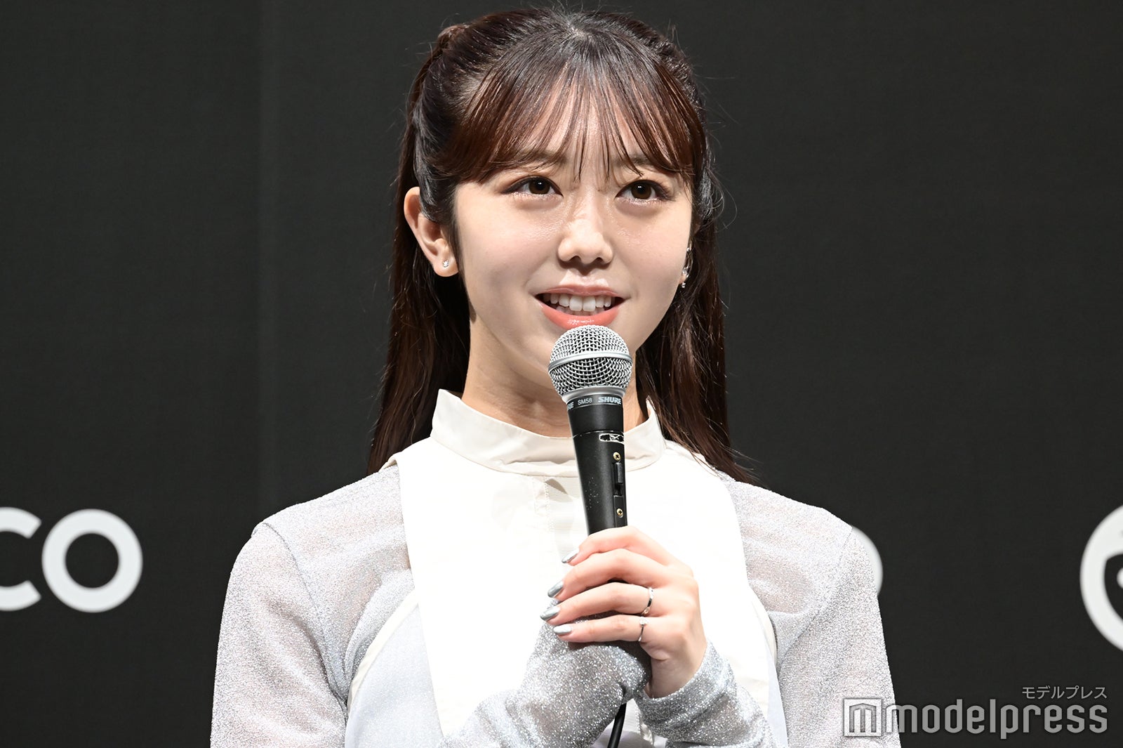 画像5580 山本圭壱&西野未姫夫妻、お揃い顔パックで娘抱く姿が話題「微笑ましい」「素敵な家族」 モデルプレス