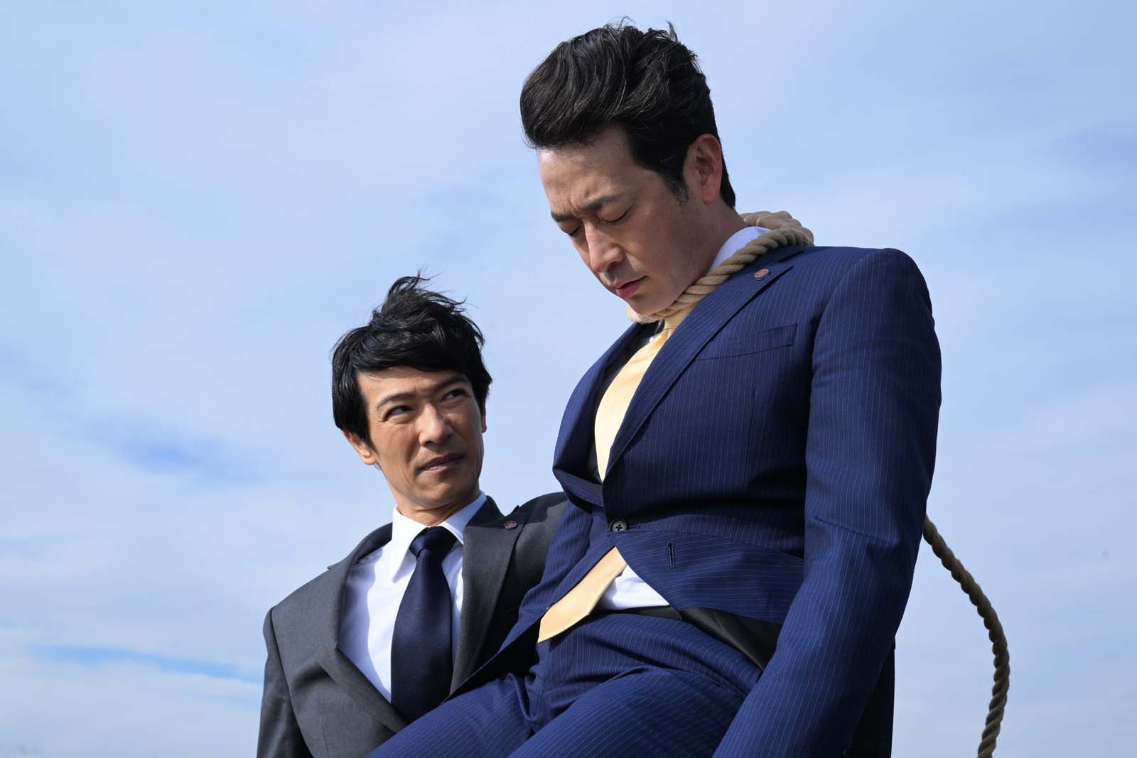 (画像14/36) 「VIVANT」グッズ“別班饅頭”に伏線 別班は8人？予告映像にも鍵？色と数に隠された重要なヒント - モデルプレス