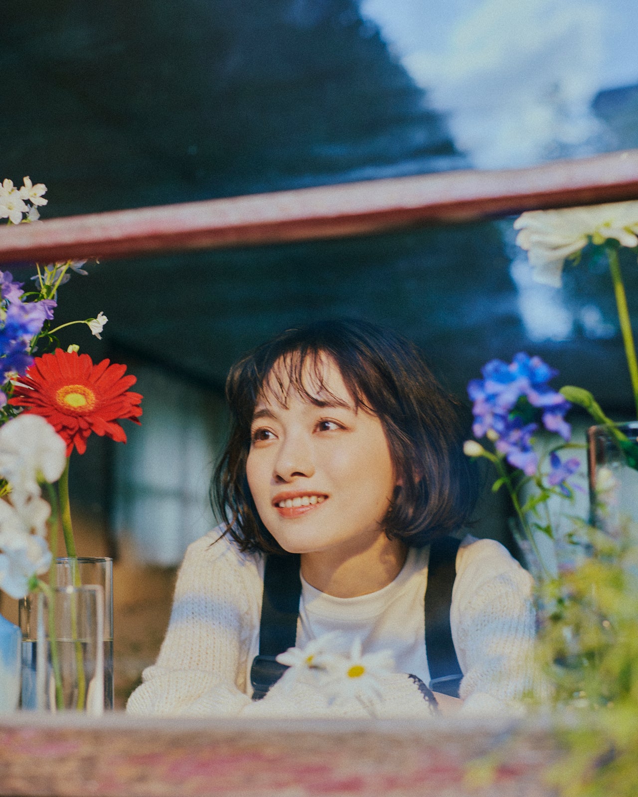 “唯一無二”の歌声とルックスのギャップが話題 シンガーソングライター・TOMOOの魅力に迫る＜インタビュー＞ - モデルプレス