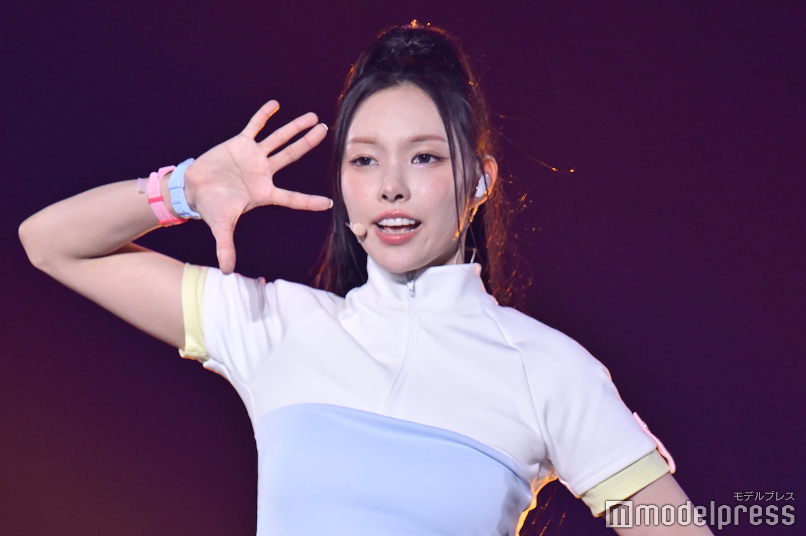 (画像16/38) ILLIT「TGC」初出演で日本デビュー曲＆話題の高速ダンス披露 WONHEE「マジ楽しいとマジやばいです」【TGC2025A/W】 - モデルプレス