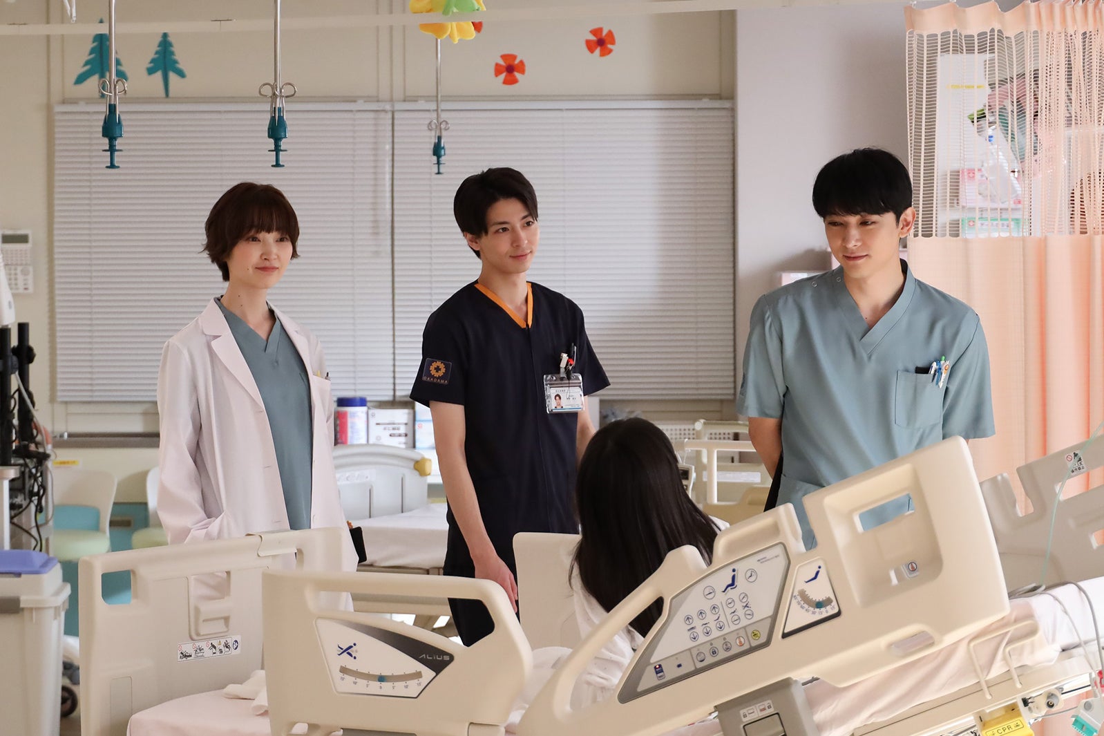 (画像6/8) 「PICU」吉沢亮の幼なじみ役・ショートカット美女・菅野莉央「皆マイペースで穏やか」現場の様子明かす＜モデルプレスインタビュー＞ - モデルプレス