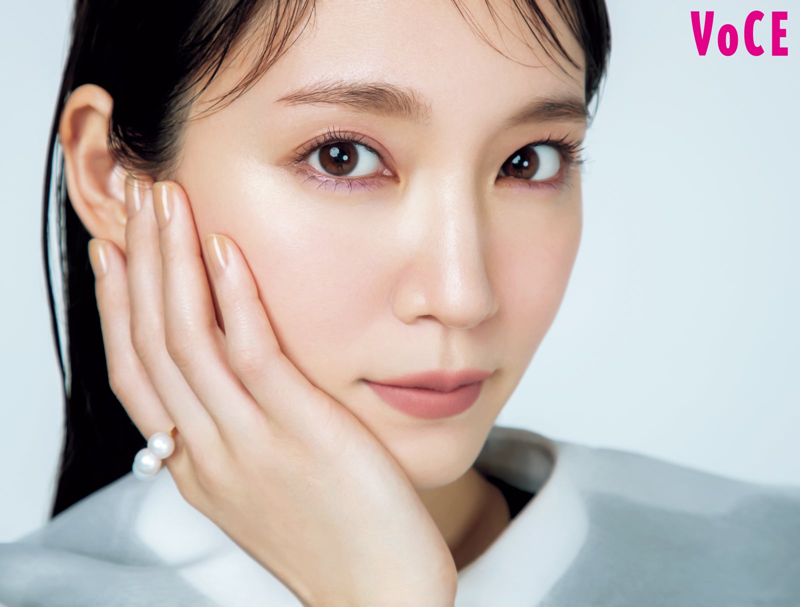 (画像1/6) 吉岡里帆、冬のモーヴメイク披露 美容事情明かす - モデルプレス