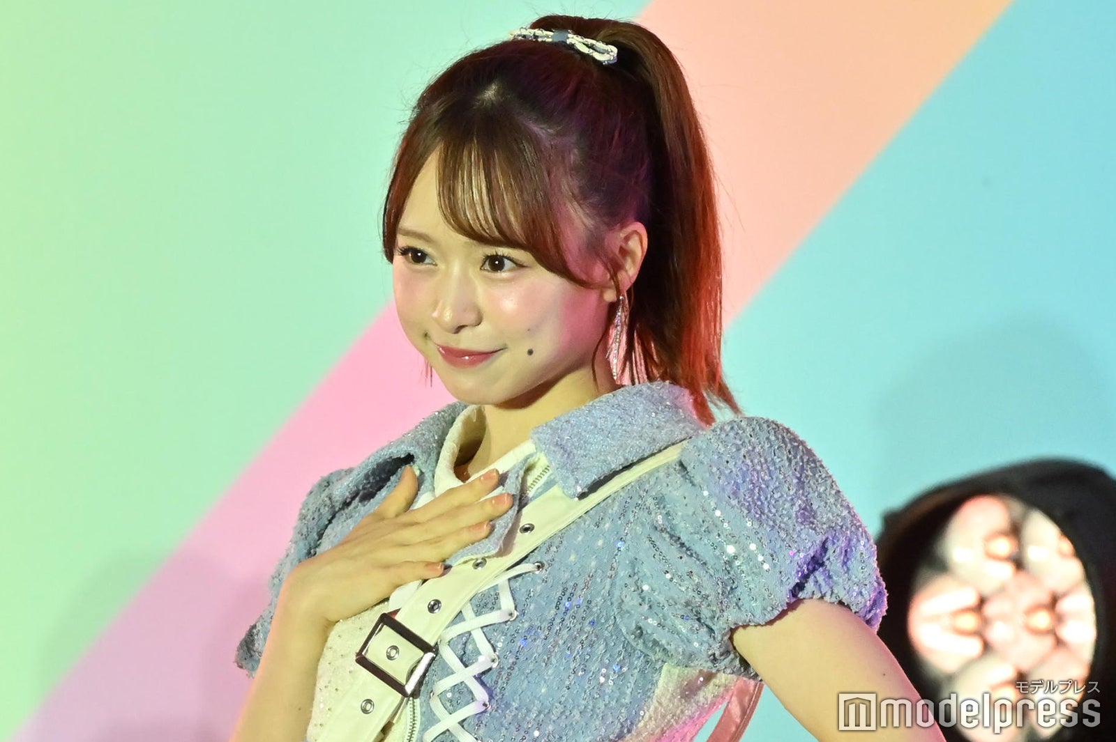 (画像30/36) AKB48、爽やかブルー衣装で登場 夏ソング響かせる【TIF2025】 - モデルプレス