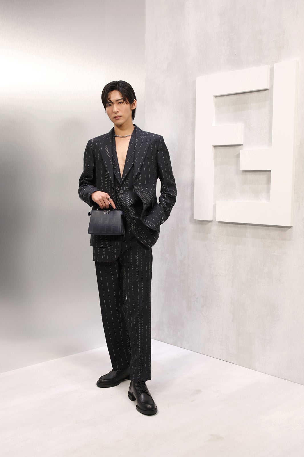 Snow Man目黒蓮「FENDI」からサプライズプレゼントされた Snow Man目黒蓮「FENDI」からサプライズプレゼントされた