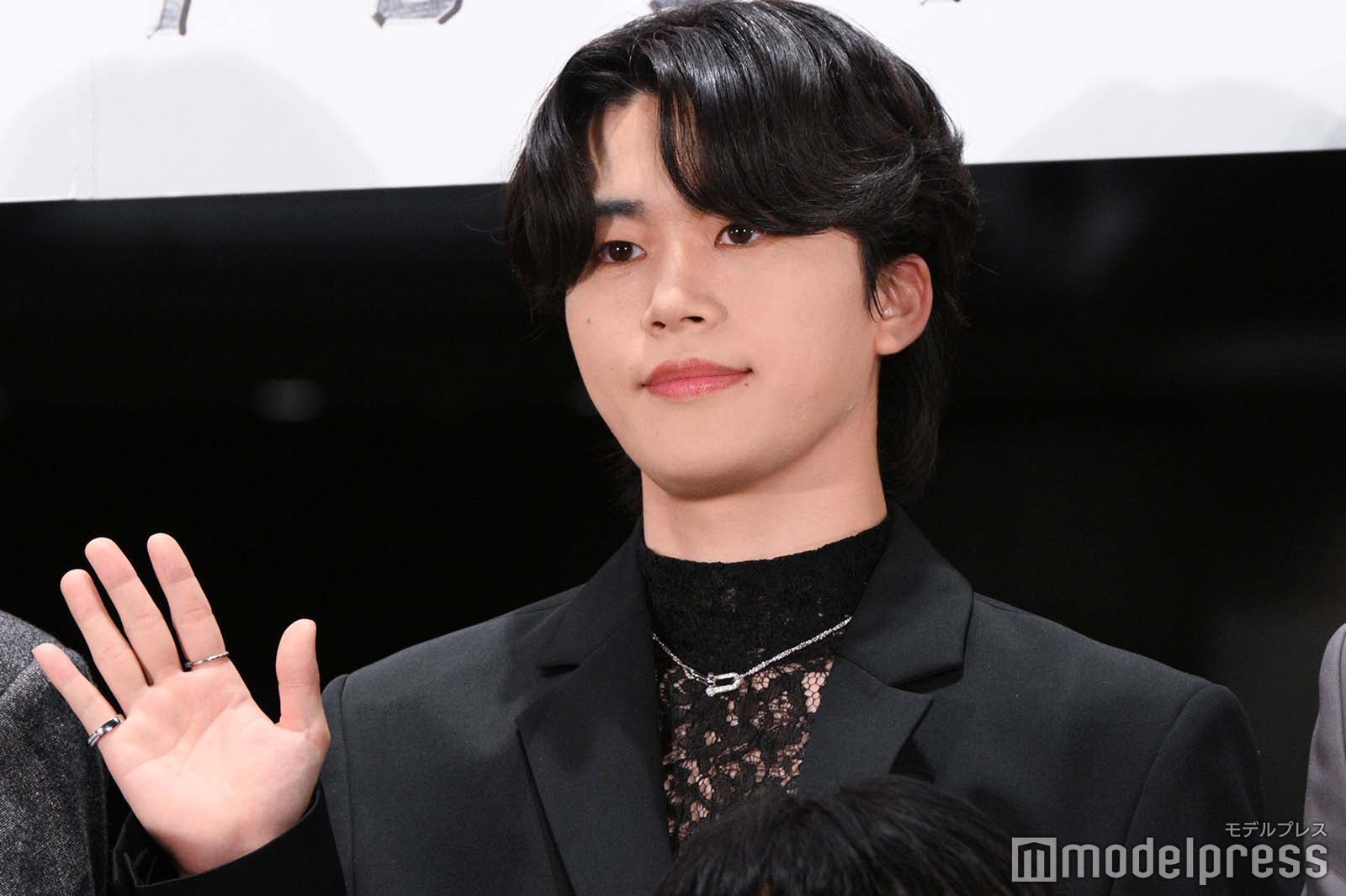 (画像12/40) JO1＆FANTASTICS、舞台挨拶で“リアル”逃走中？異例のレッドカーペットに観客ざわつく【「逃走中 THE MOVIE」完成披露舞台挨拶】 - モデルプレス