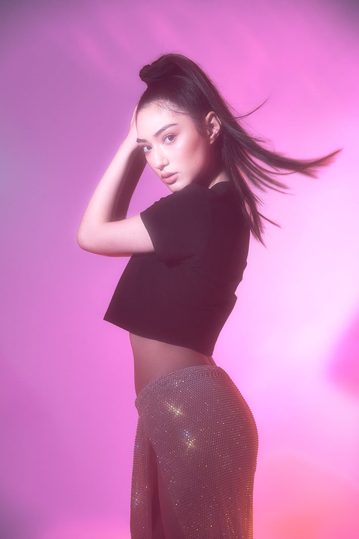 (画像4/4) LA発次世代のグローバルポップスター・Anna Aya、ドジャー・スタジアムで初パフォーマンス 2ヶ国語でトーク【モデルプレス独占コメント】 - モデルプレス