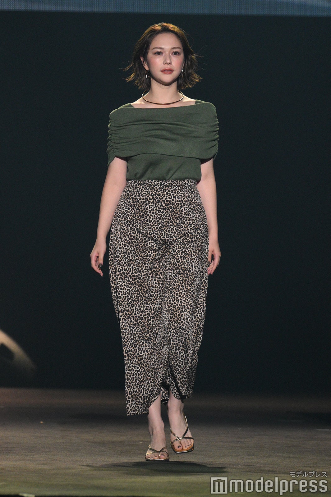 (画像4/6) 村重杏奈、美デコルテ披露 ウインクで会場沸かす【TGC松山2024】 - モデルプレス