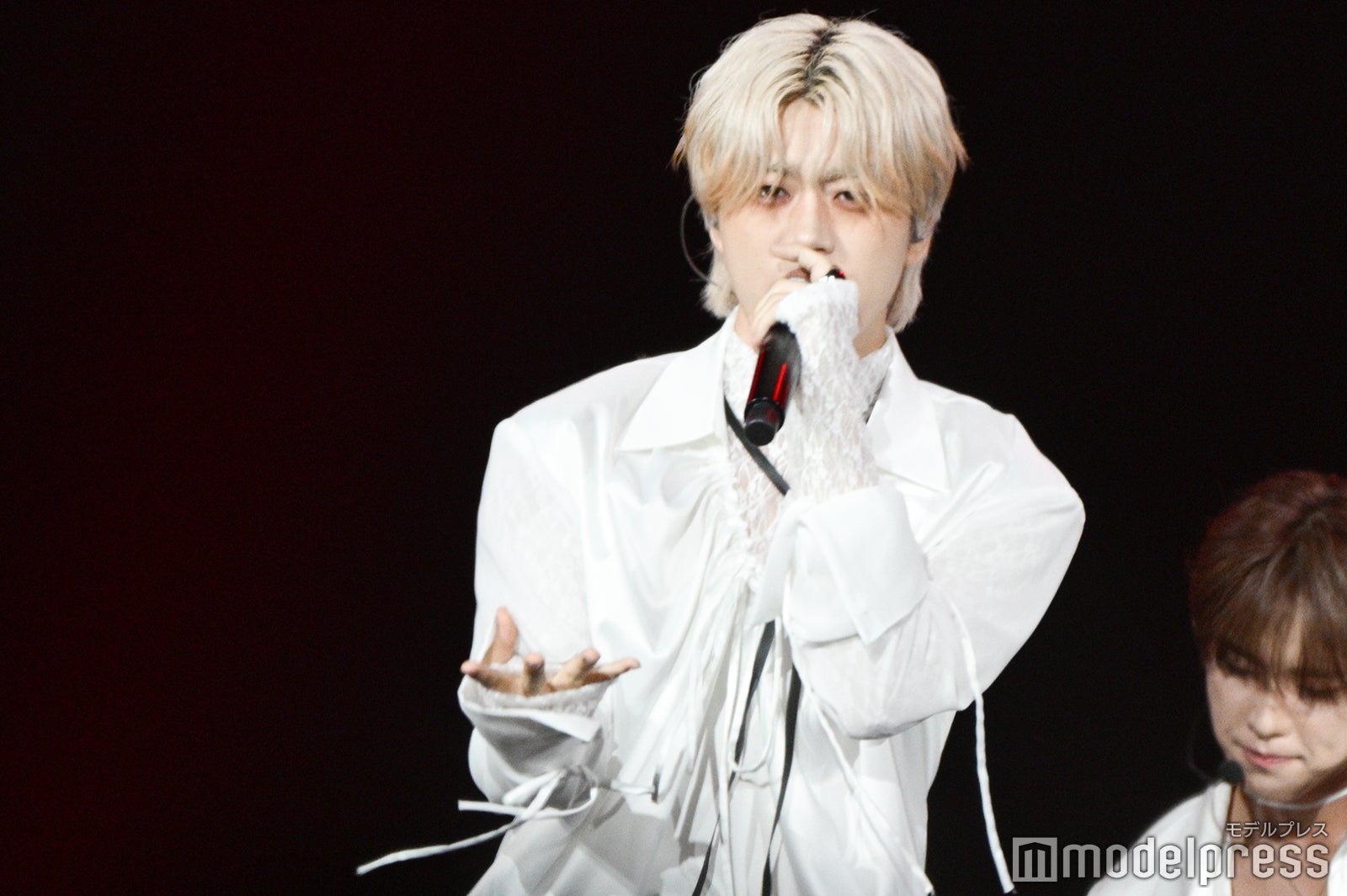 (画像5/46) JO1「KCON」客降りで沸かす 川尻蓮＆金城碧海は頬くっつけウィンク【KCON JAPAN 2025／ARTIST STAGE】 - モデルプレス