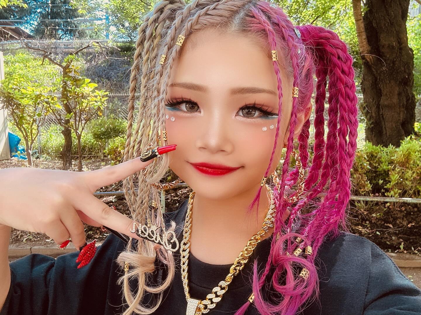 (画像1/1) 小学生ギャルモデルゆなち、ツートーンカラーのブレイズヘア公開「強めで可愛い」「盛れてる」の声 - モデルプレス
