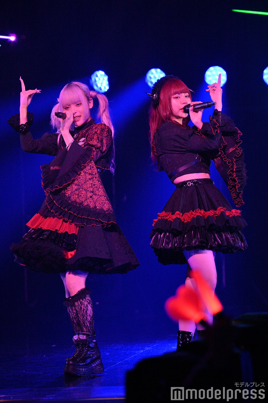 (画像32/40) 7人組アイドルグループAVAM、大トリで熱気爆上げ 美脚披露・会場虜にする“悪魔的魅力”【GAKUSEI RUNWAY 2024 SPRING＆SUMMER】 - モデルプレス