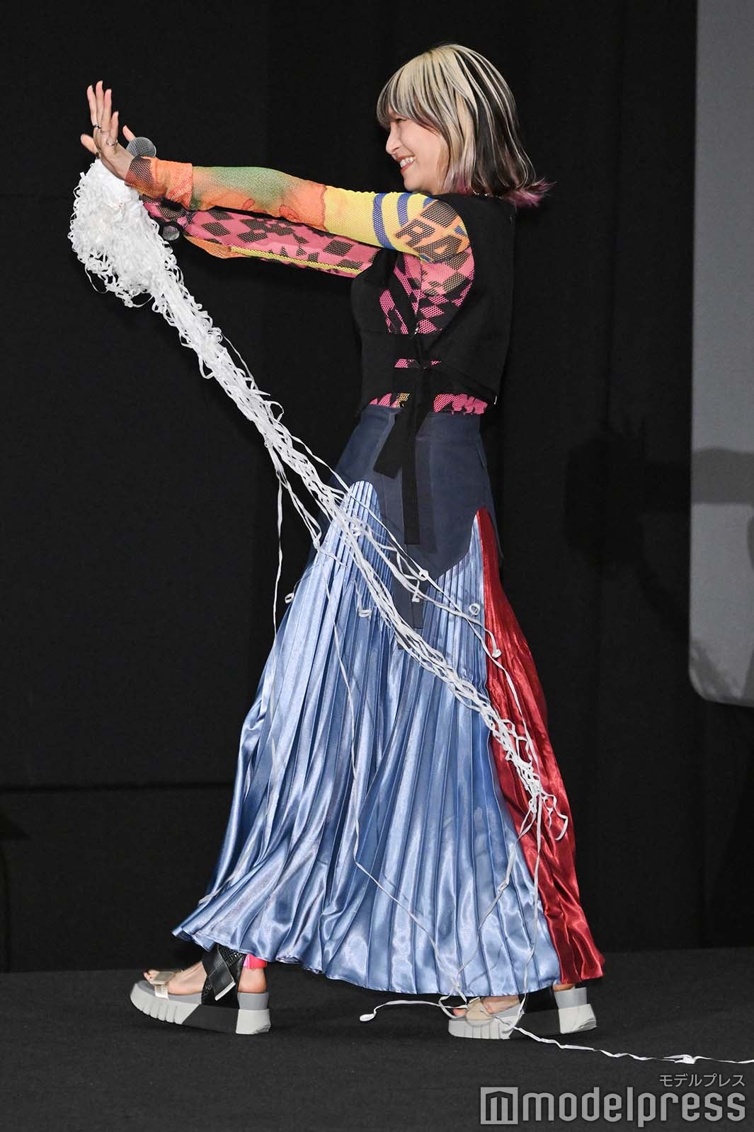 画像44 44 Lisa、第1子出産後初公の場「スパイダーマン」イベントサプライズ登場もmcからの暴露に思わず笑顔 モデルプレス