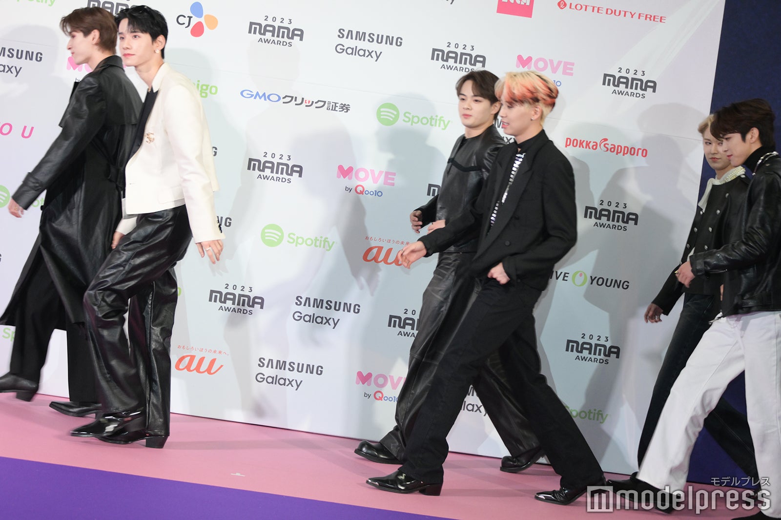 (画像109/189) 【写真特集Vol.1】東方神起・JO1・INI・TXT・ENHYPEN・Kep1erら豪華集結＜2023 MAMA AWARDSレッドカーペット1日目＞ - モデルプレス