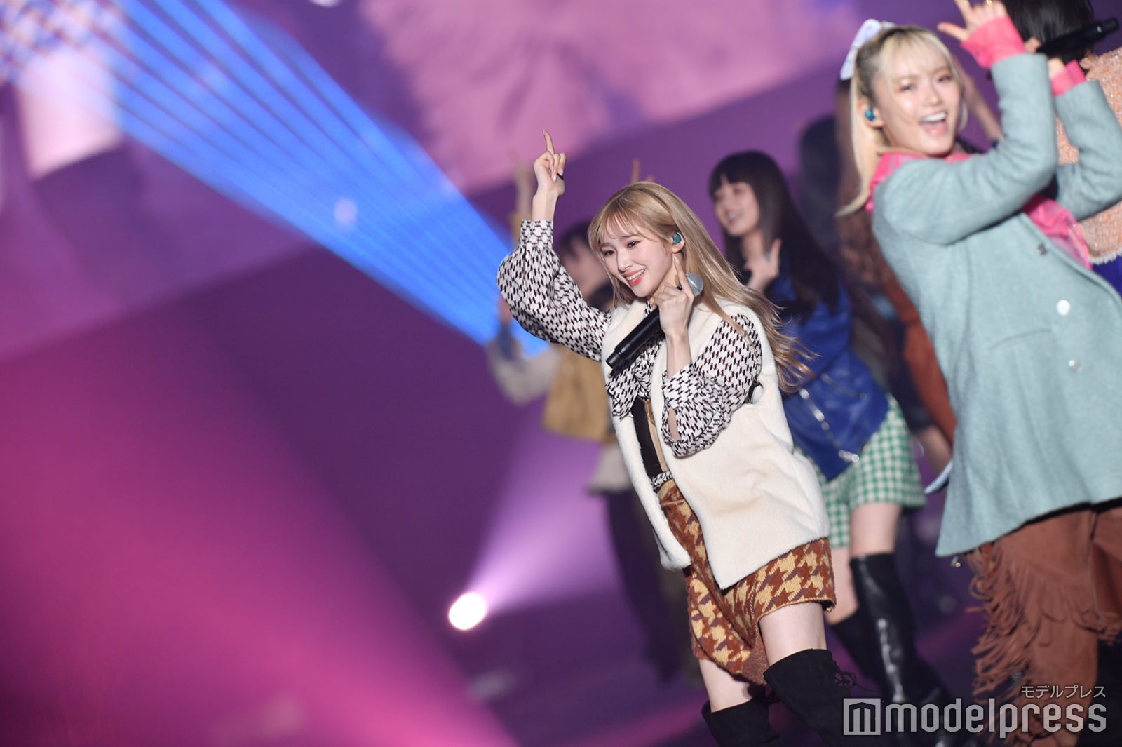 (画像14/36) “次世代ガールズグループ”Girls2、ランウェイフル活用でパワフルステージ＜TGC しずおか＞ - モデルプレス