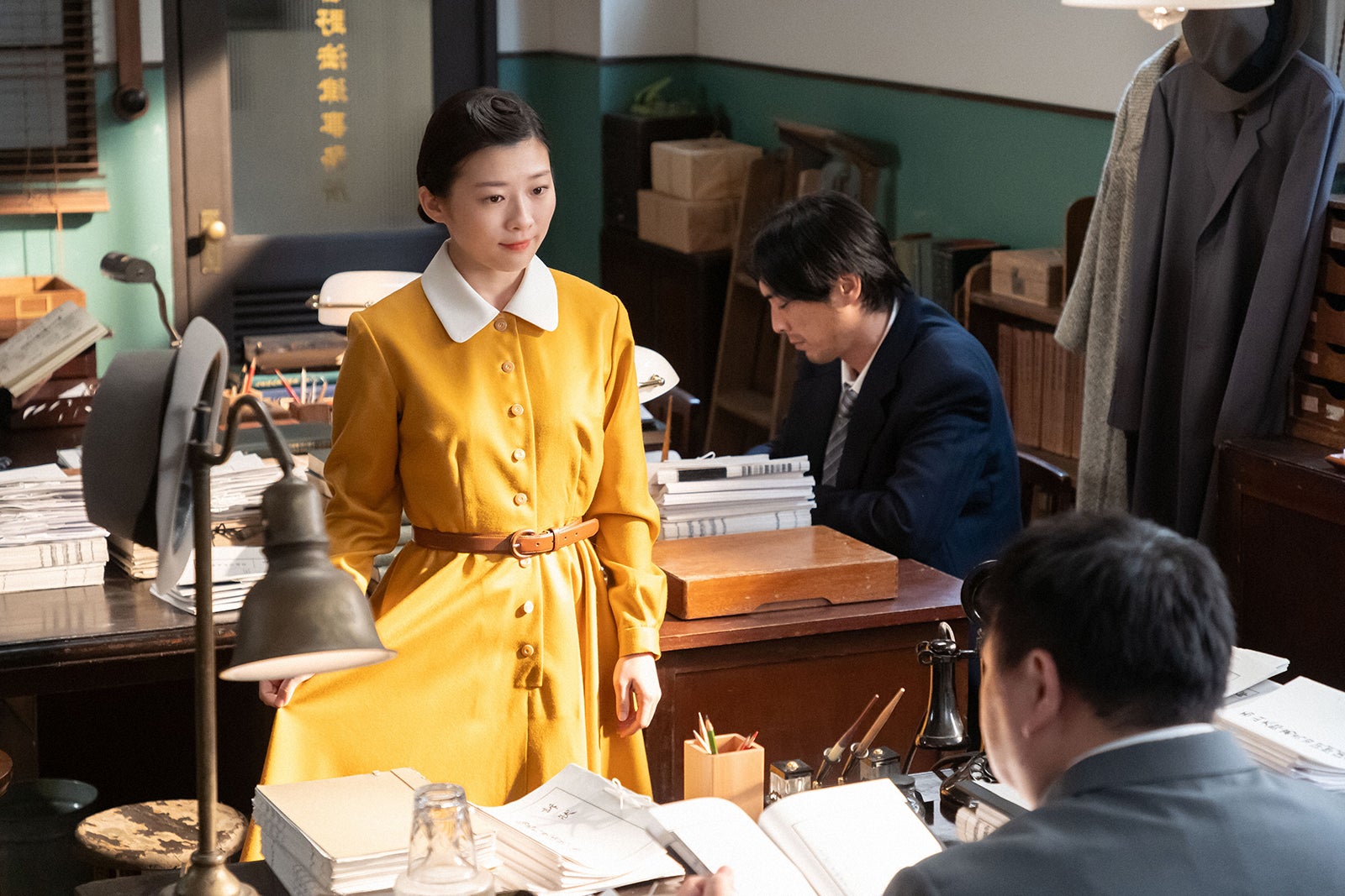 画像5 5 【虎に翼 第32話あらすじ】寅子、花岡と食事へ 告げられたこととは モデルプレス