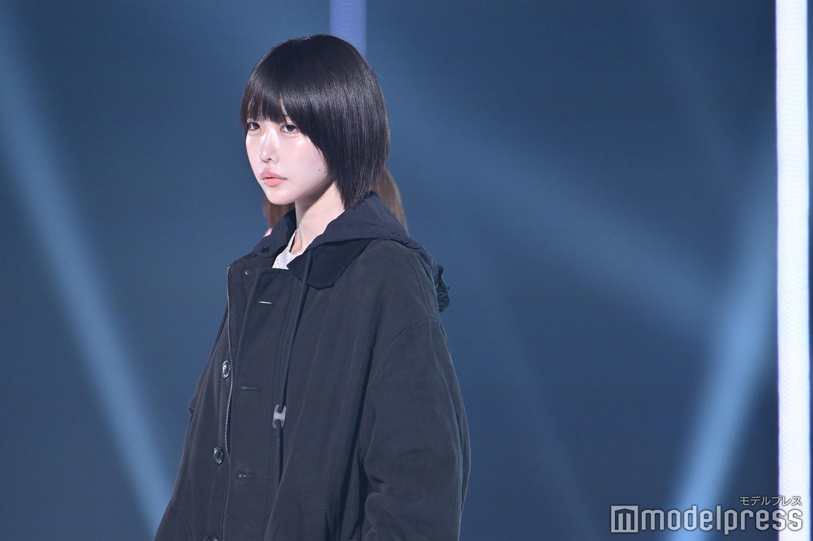 (画像2/5) あの、ブラックコーデでクールな眼差し 【TGC2025A/W】 - モデルプレス