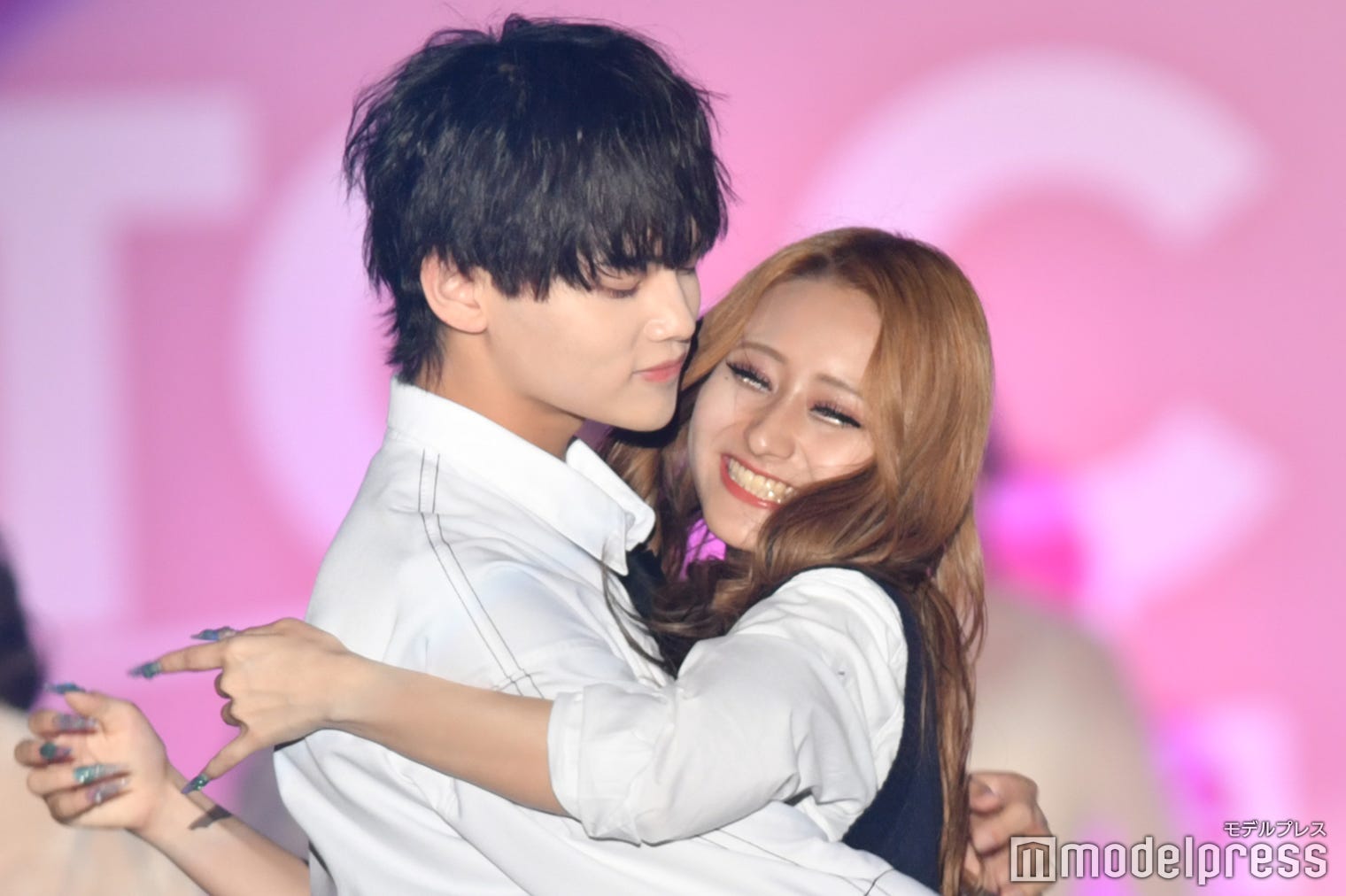 画像22118 「今日好き」カップルが豪華集結 ハグ&キス連発でラブラブステージ続々<tgc Teen Ichinoseki 2023