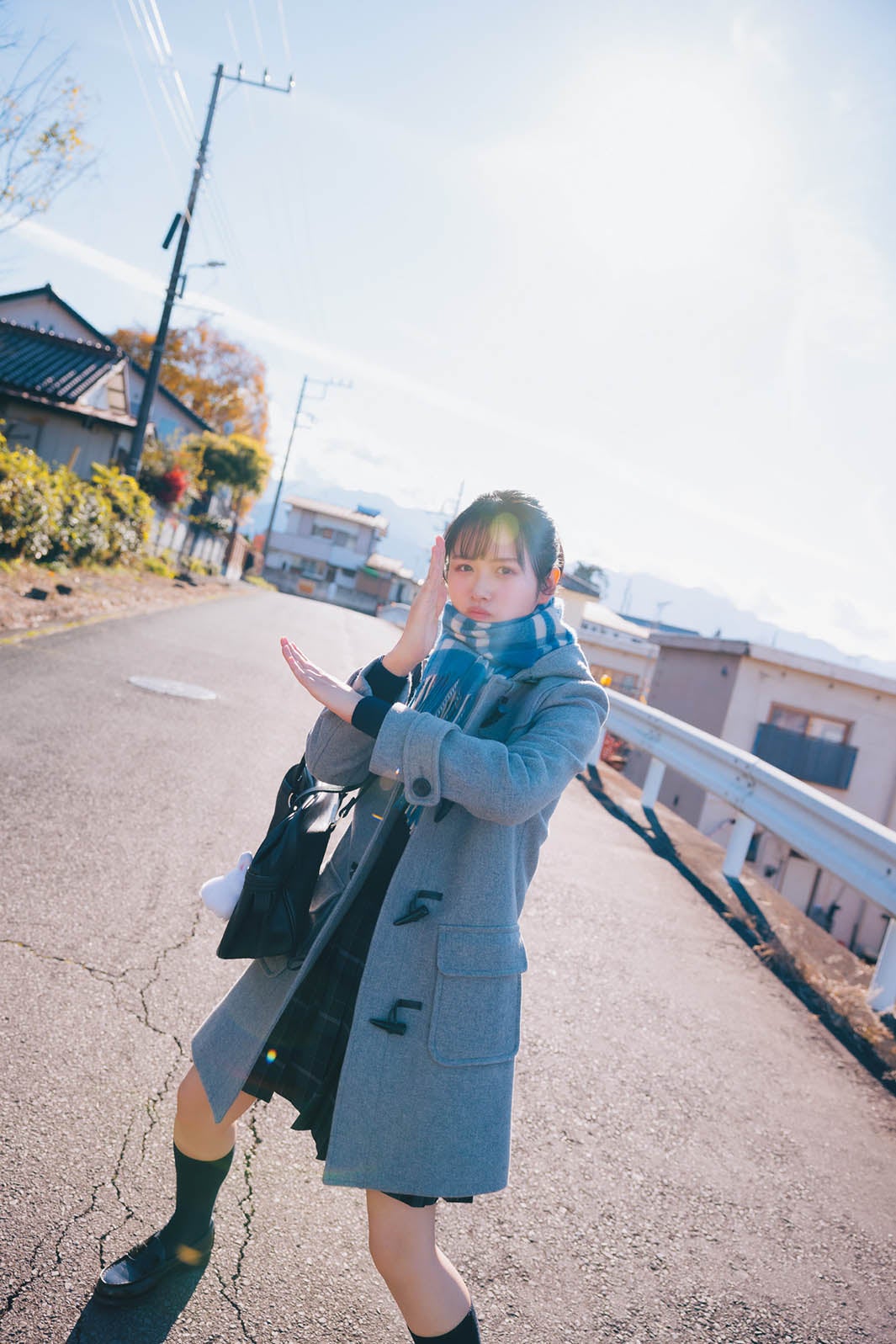 画像3 35 日向坂46上村ひなの、美ヒップ際立つ水着姿解禁 1stソロ写真集パネル展開催決定<そのままで> モデルプレス
