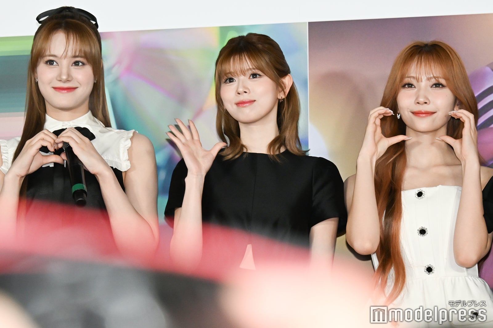 (画像8/21) NiziU、レッドカーペットに登場 モノトーン衣装でドレスアップ【INGALIVE】 - モデルプレス