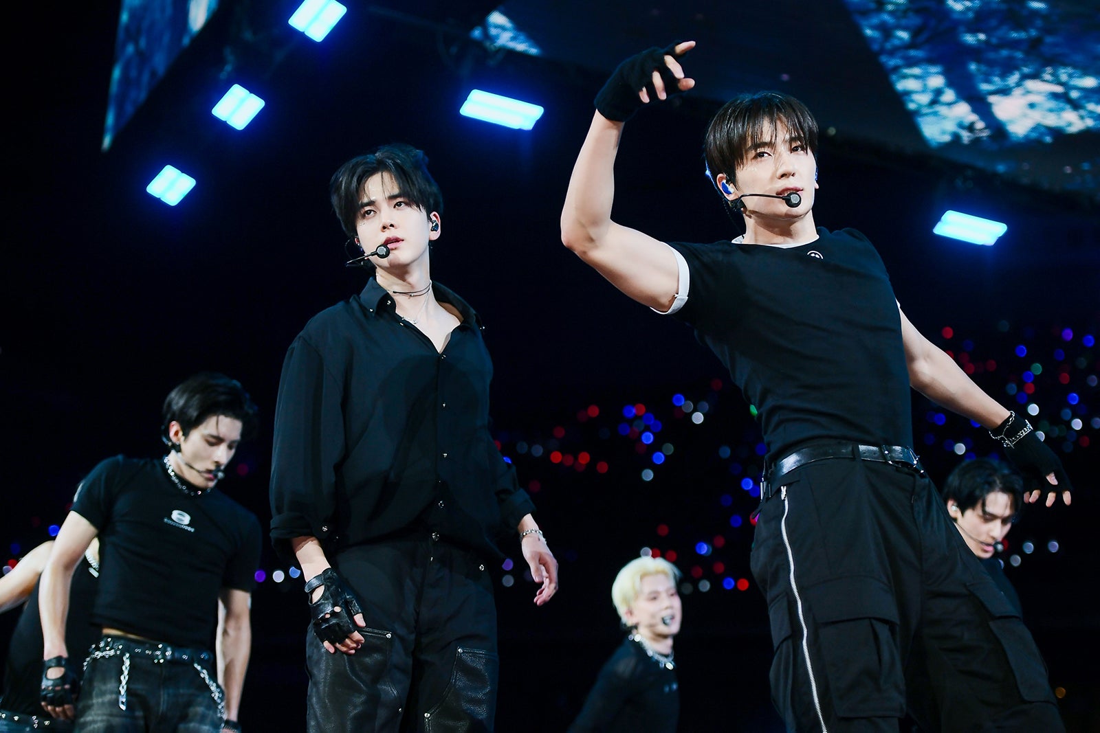 (画像19/23) JO1「ICY」初披露 肉体美際立つ“自信溢れるポーズ”も【SBS INKIGAYO LIVE in TOKYO】 - モデルプレス