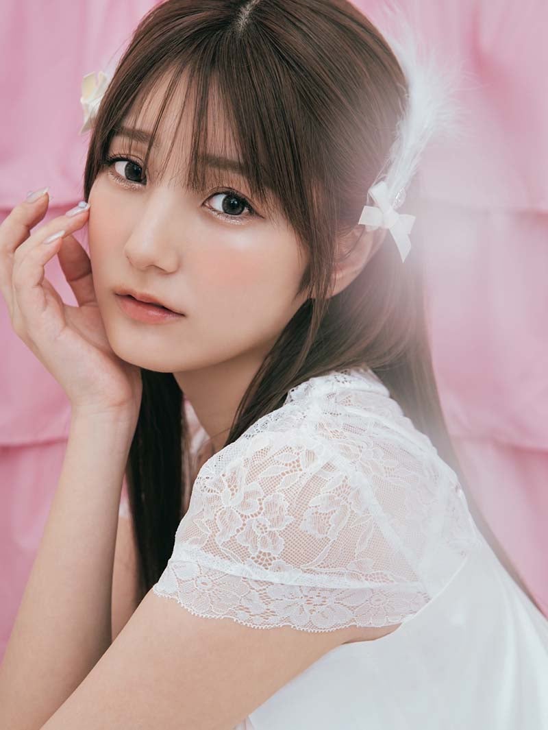 (画像16/21) TikTokフォロワー400万人超え・Mumei（むめい）、色白美肌にうっとり「LARME」初登場 - モデルプレス