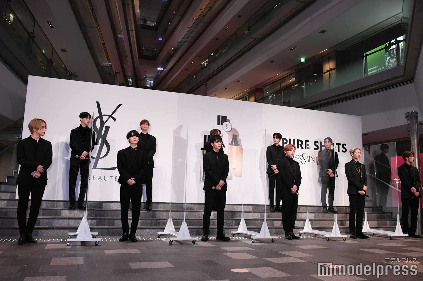 (画像60/91) JO1「YSL」とパートナーシップ締結 黒スーツ姿で登壇 - モデルプレス