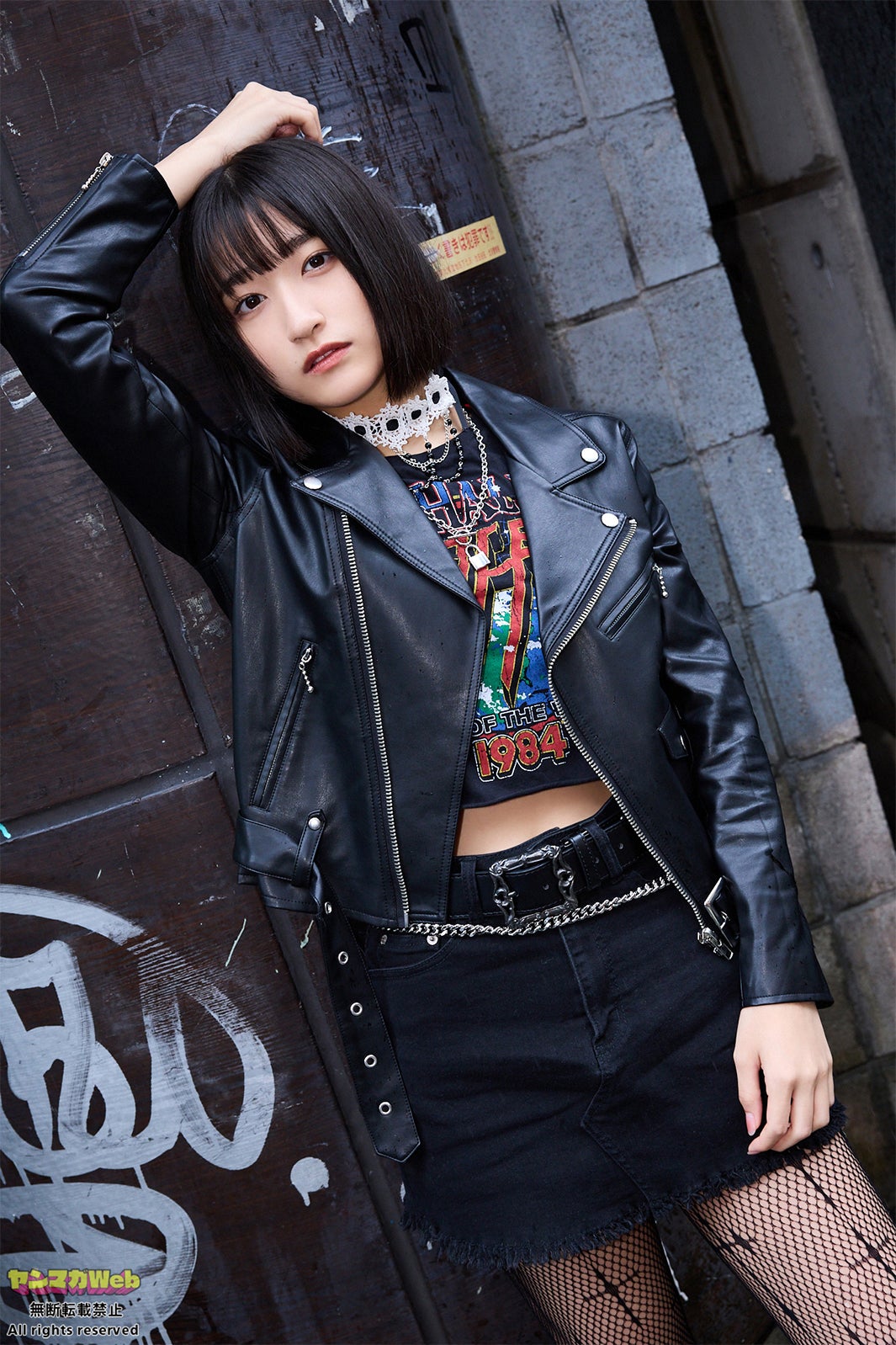 (画像2/2) Devil ANTHEM.水野瞳、色気溢れる豊満バストにうっとり - モデルプレス