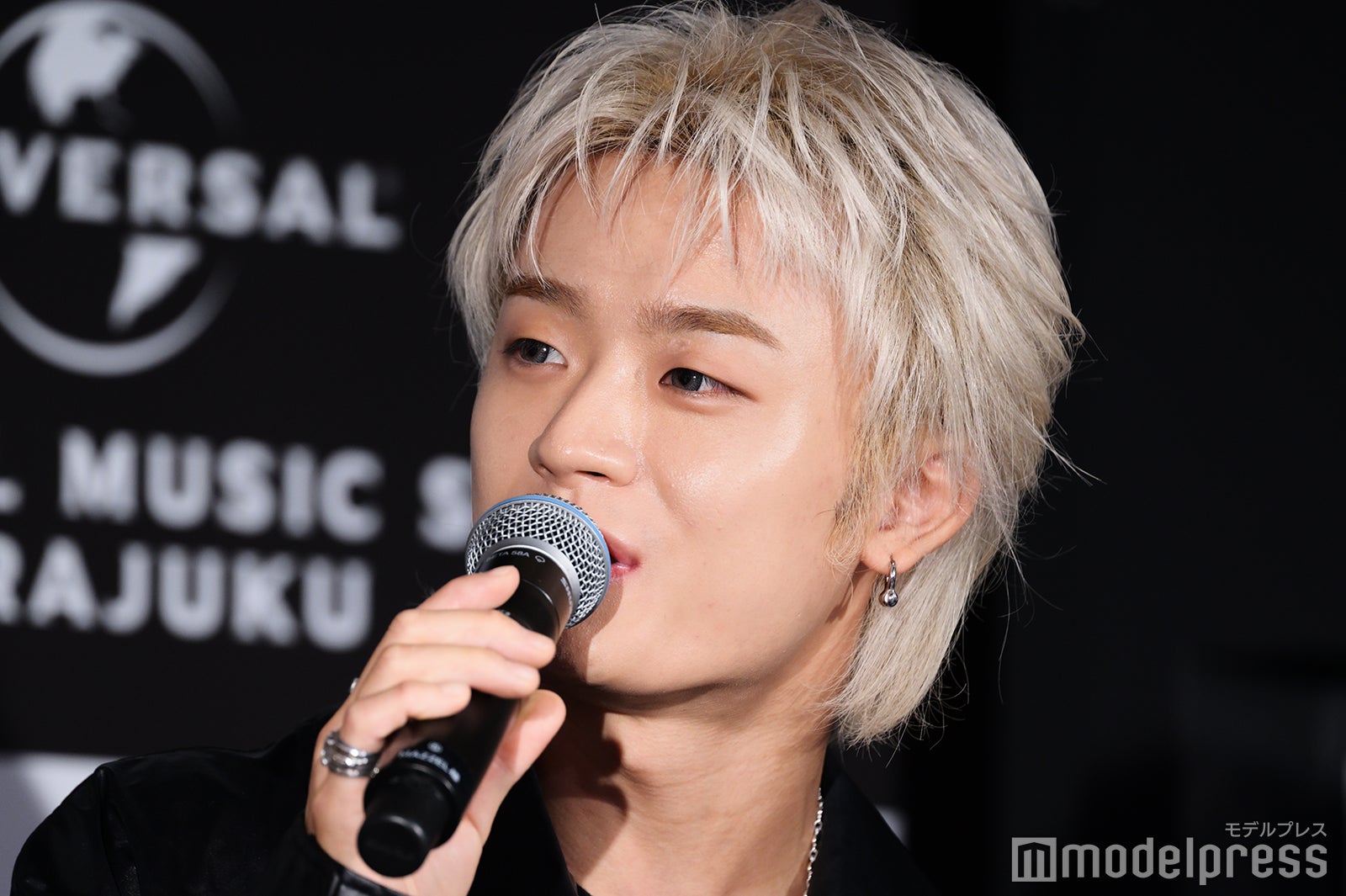 (画像31/69) MAZZEL、新曲MV配役はSKY-HI考案 NAOYAはプリンセス役にノリノリ - モデルプレス