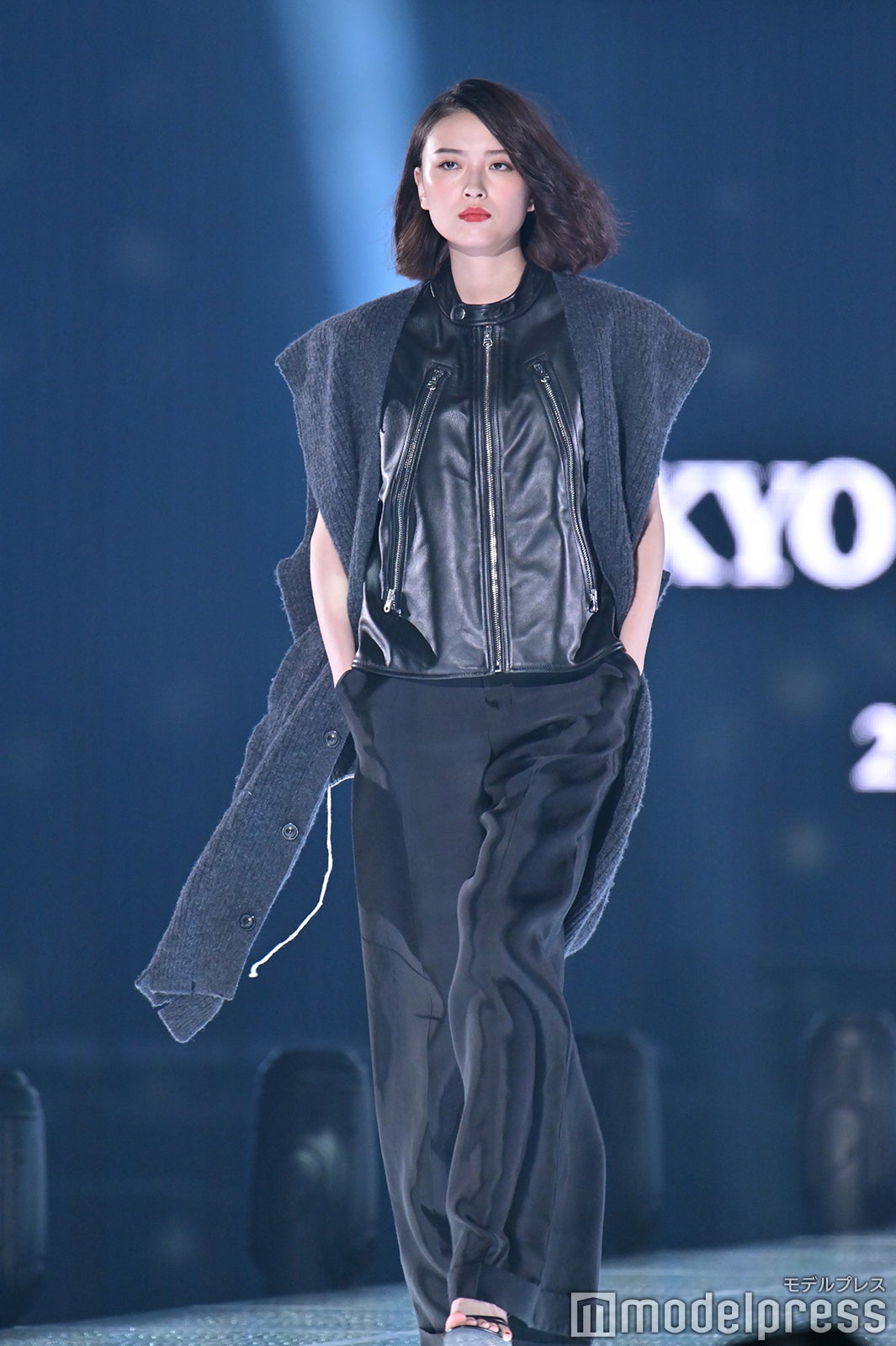 (画像2/5) 茅島みずき、素材違いのオールブラックコーデで大人な魅力【TGC2025A/W】 - モデルプレス