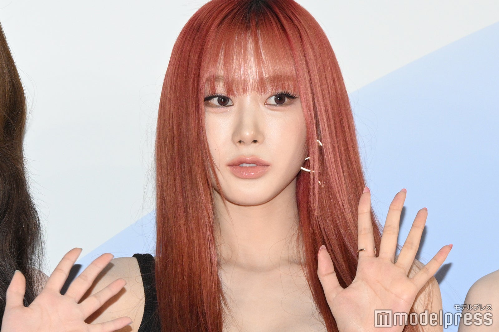 (画像1/14) aespaジゼル、タトゥーだらけの背中ショット公開「ニンニンが描いたのかな？」「攻めてる」 - モデルプレス