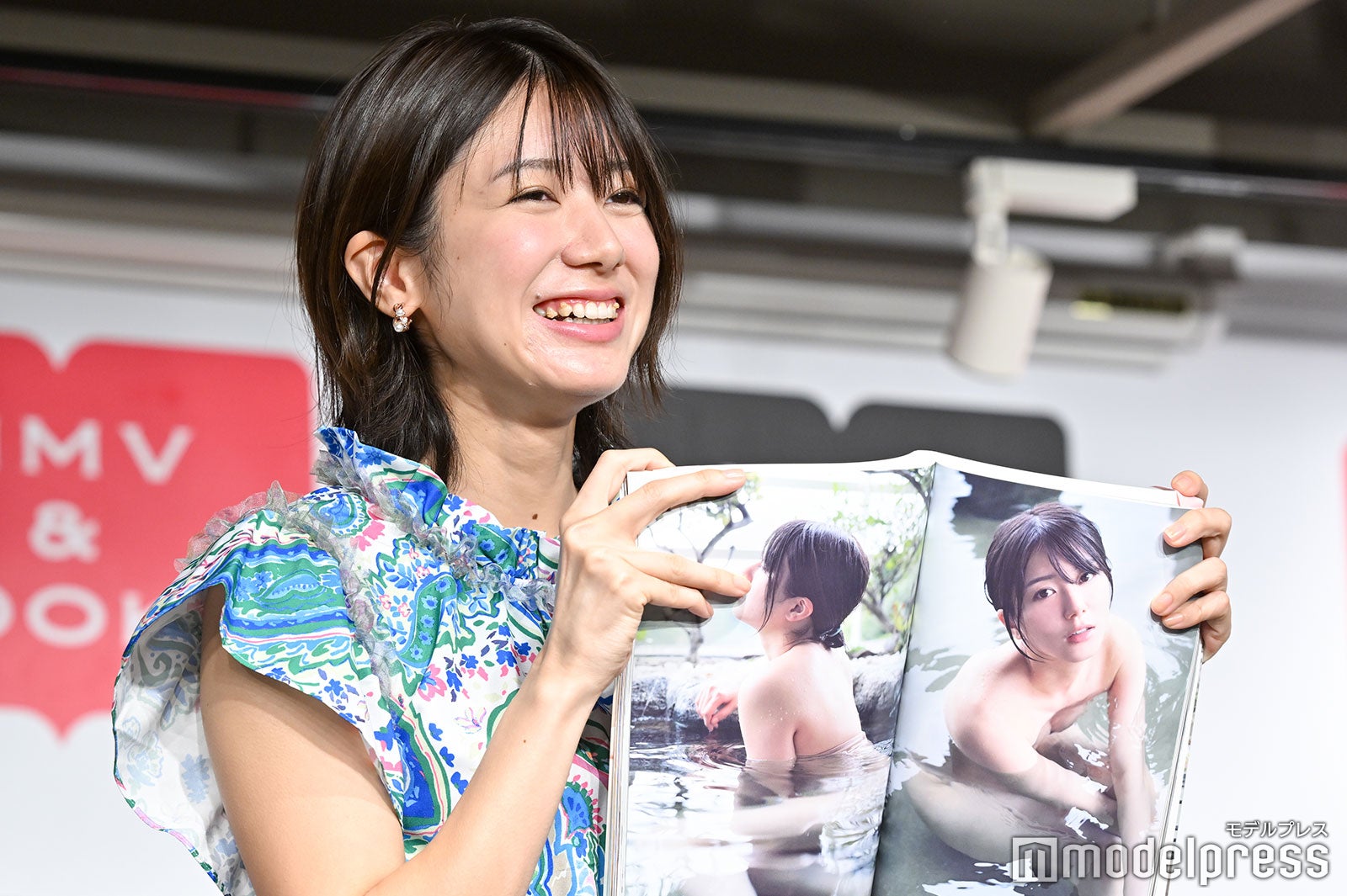 (画像8/30) AKB48大西桃香、“何も着ていないように見える”露天風呂カットの真相に言及「ドキドキしてほしいですね」＜桃の眺め方＞ - モデルプレス