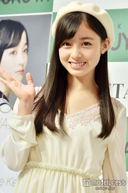 “天使すぎる”橋本環奈、大ブレイクの1年を振り返る モデルプレス