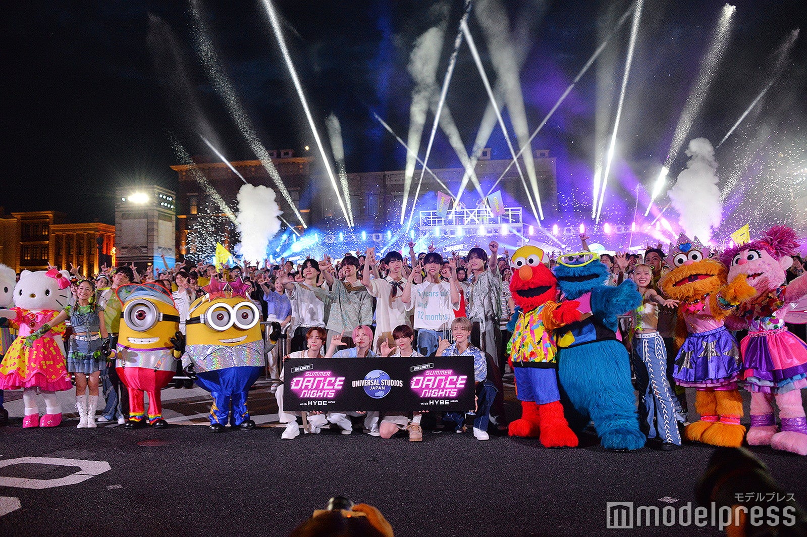 (画像8/27) USJ、HYBE JAPANコラボイベントに&TEAMサプライズ降臨！メンバーでパーク満喫 - モデルプレス